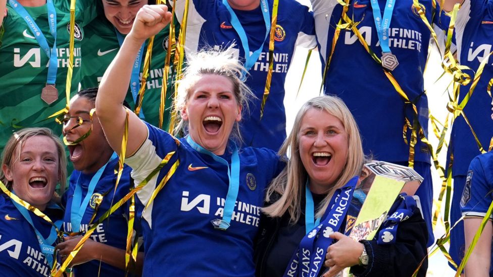 Chelsea win WSL title: Emma Hayes' 'toughest' league triumph - BBC Sport