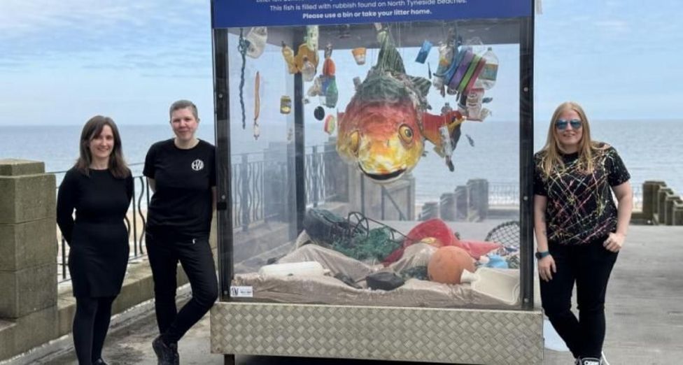Giant cod sculpture starts North Tyneside anti-pollution tour - BBC News