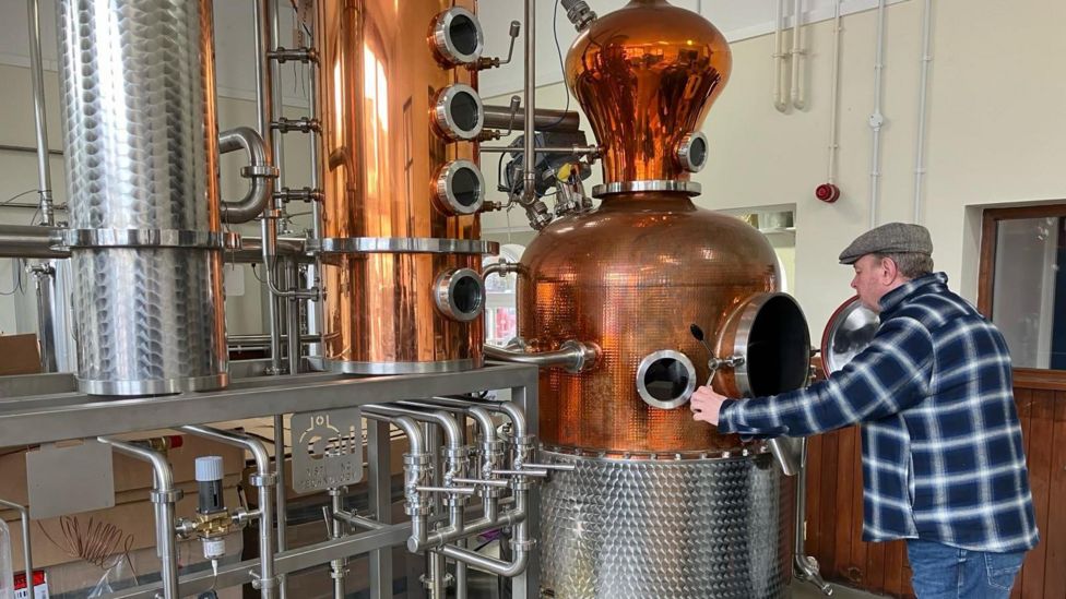 Solway distiller creates Scotland's first ever 'tequila' spirit - BBC News