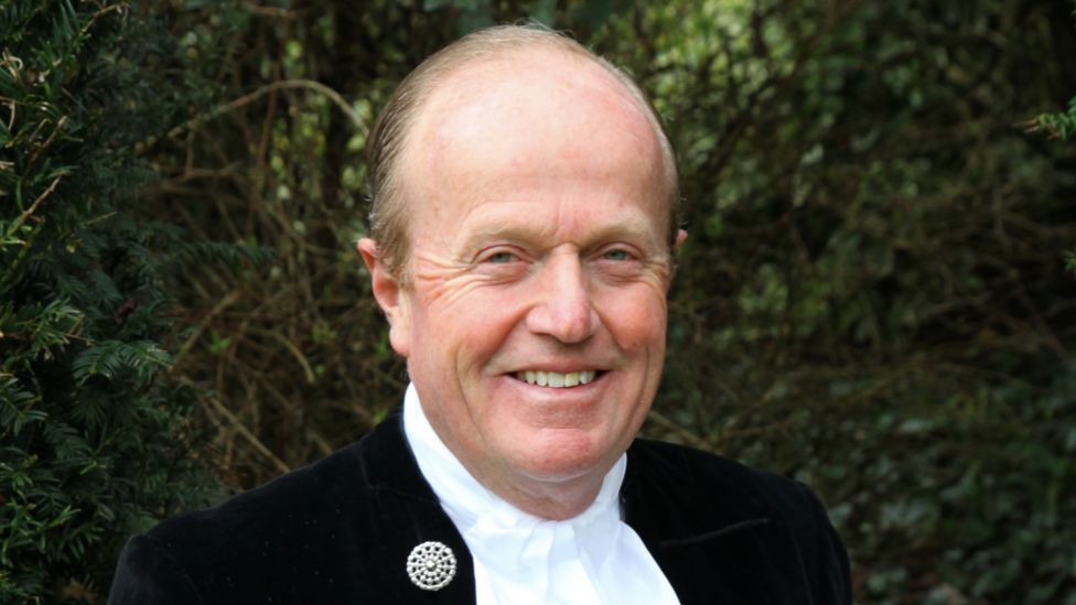 New High Sheriff of Devon sworn in - BBC News