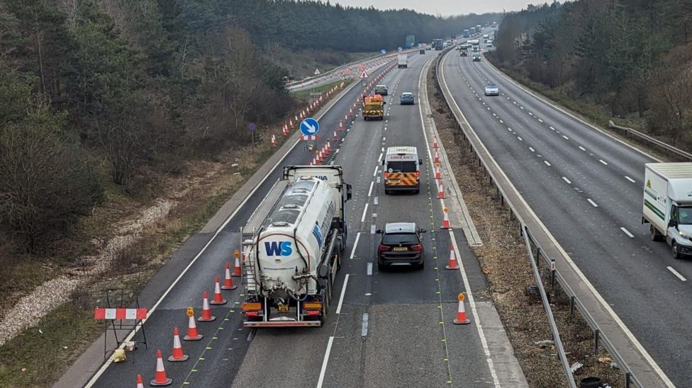 A14 flooding: Eleven million litres of water extracted from road - BBC News