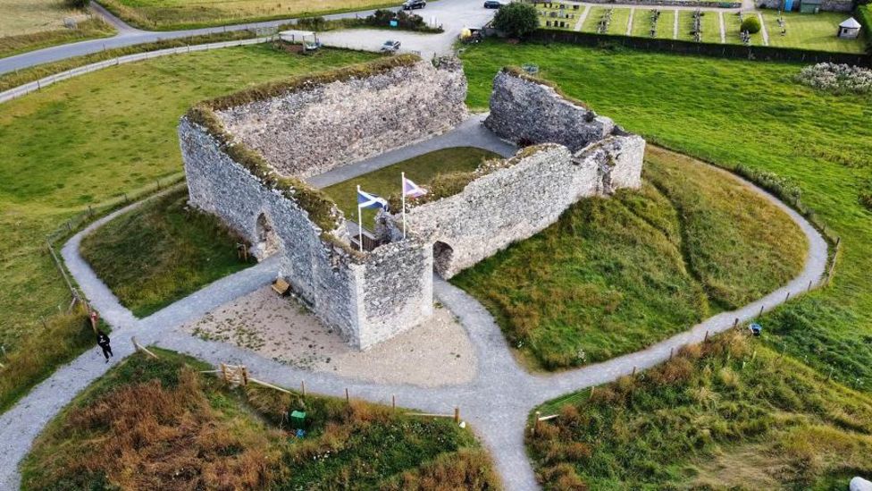 C﻿astle Roy near Nethy Bridge opened to the public - BBC News