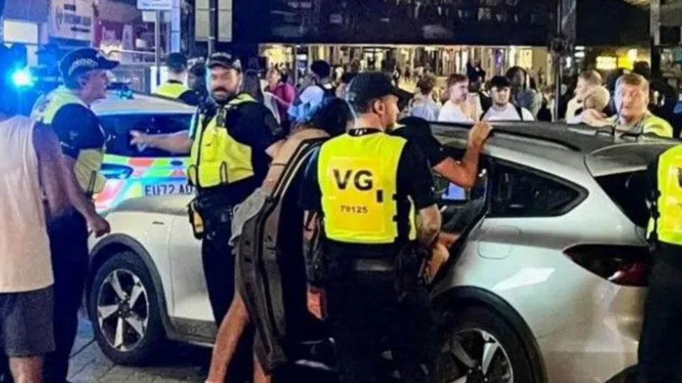 Ninth teenager charged after violent disorder in Southend - BBC News