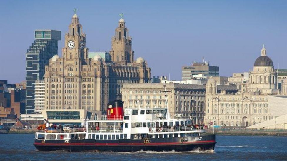 Plans for River Mersey ferry floating bar take step forward - BBC News