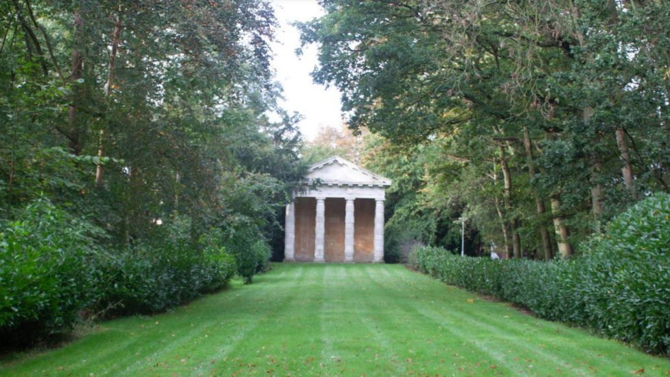 Caversham Park: Plans amended for historic former BBC building - BBC News