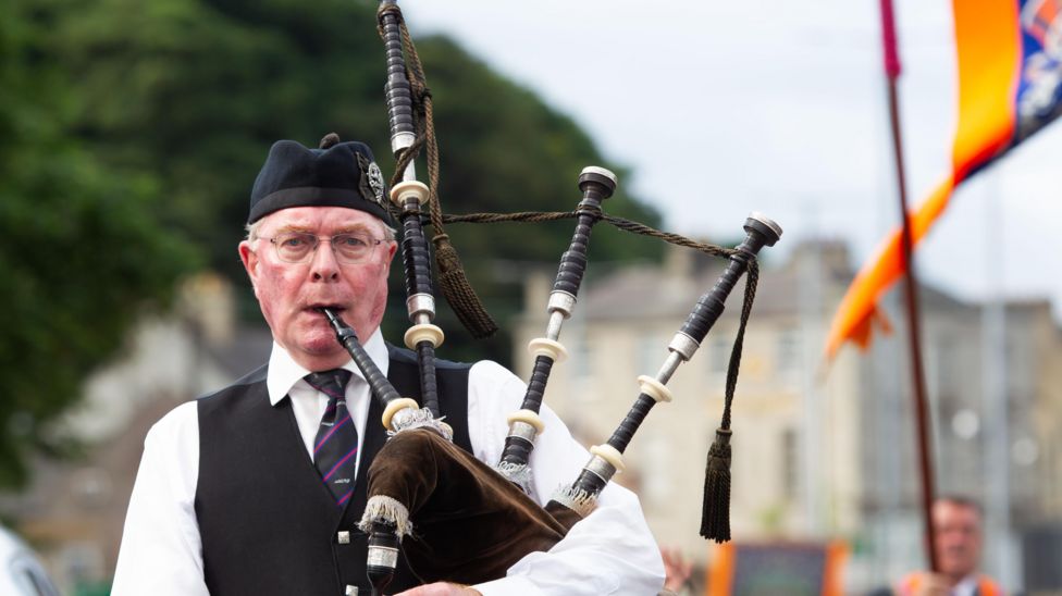 In photos: Twelfth of July parades take place across NI - BBC News