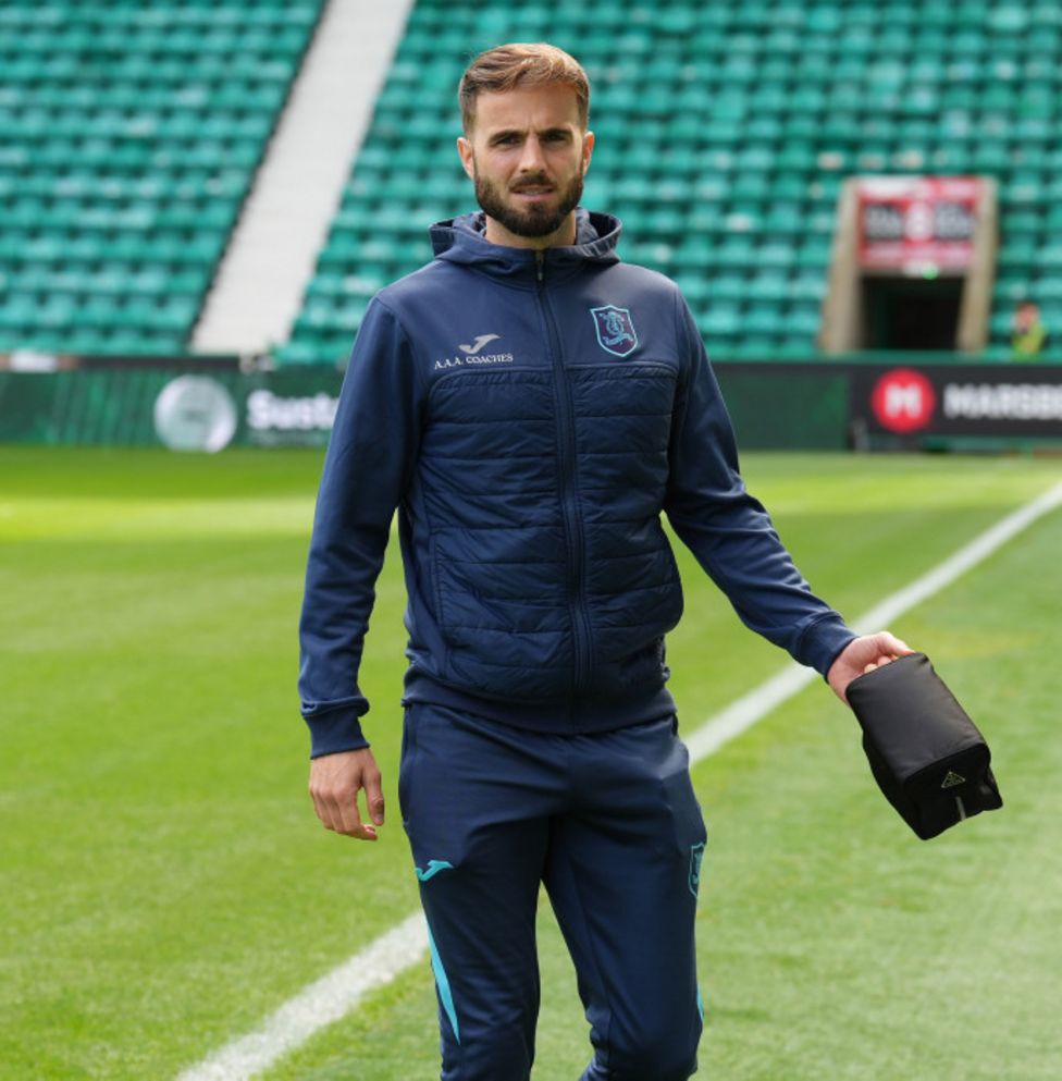 Pittman and Brandon in for Livi - BBC Sport