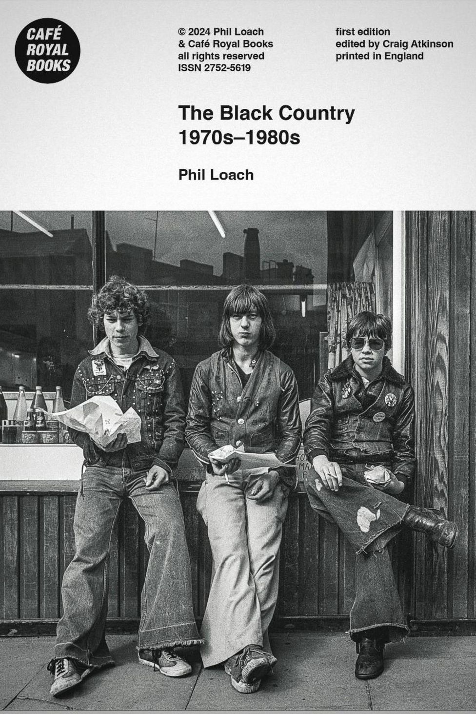 Black Country photographer celebrated at exhibition - BBC News