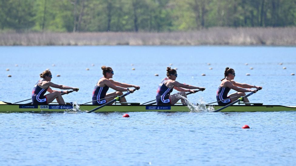 Former UEA student selected for Olympic rowing team - BBC News