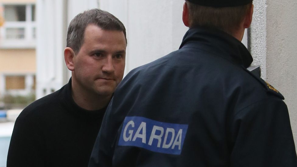 Graham Dwyer loses appeal over Elaine O'Hara murder conviction - BBC News