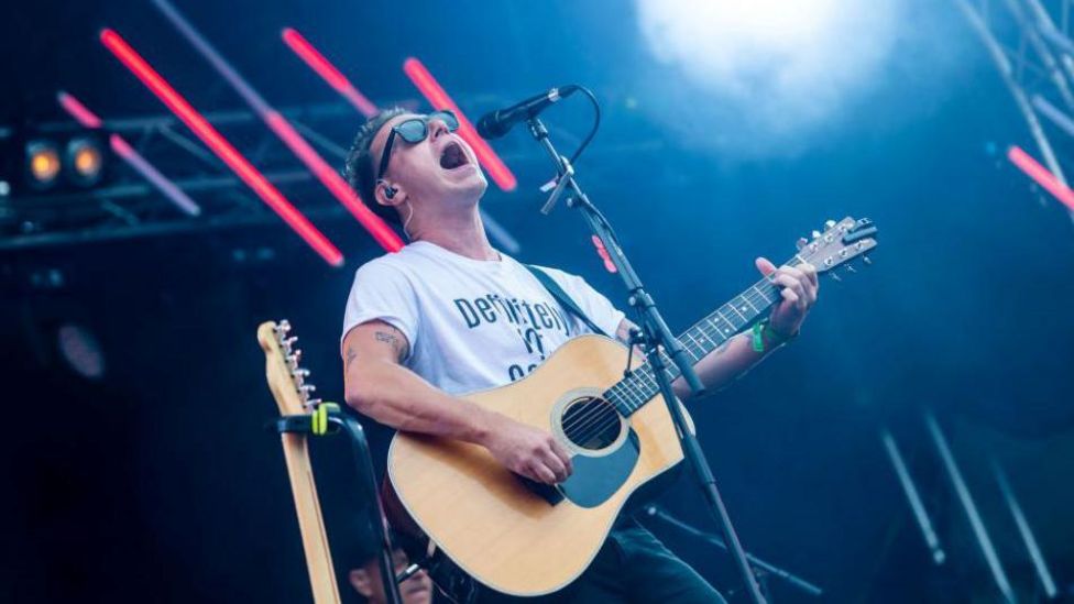 Callum Beattie on the traumas of making it in the music industry - BBC News