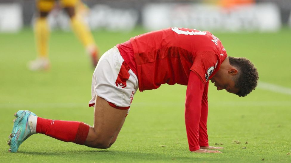 Nottingham Forest: Johnson backed to recover from penalty miss - BBC Sport