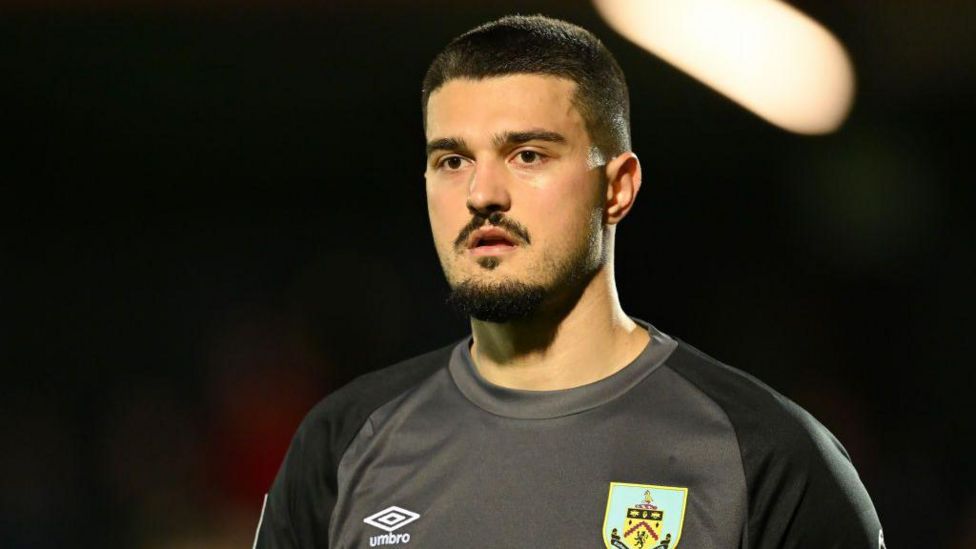 Ipswich: Arijanet Muric joins from Burnley for £15m - BBC Sport