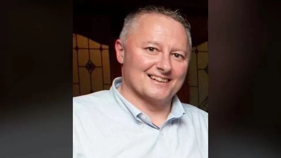 Garda Colm Horkan killer Stephen Silver must serve at least 40 years - BBC News