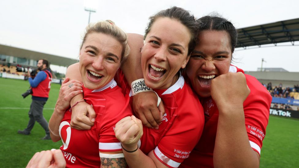 Women's Six Nations: Wales aim to avoid Wooden Spoon against Italy ...