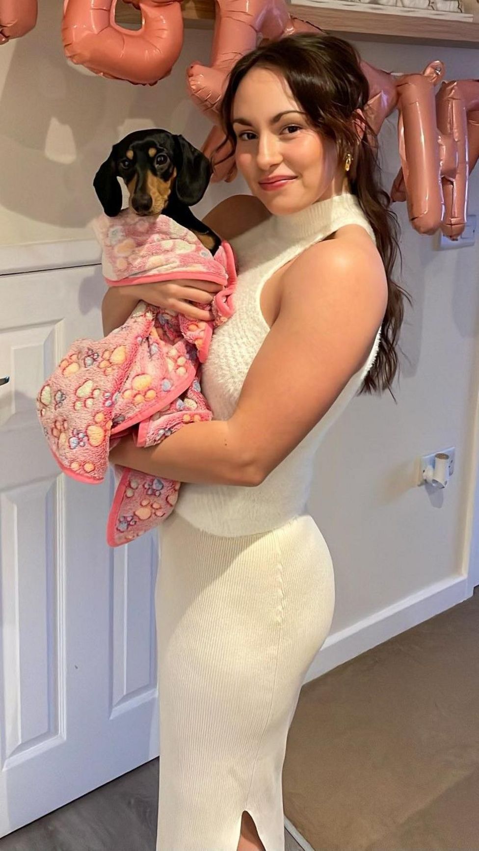 Fitness coach raises funds for BHF after heart attack at 22 - BBC News