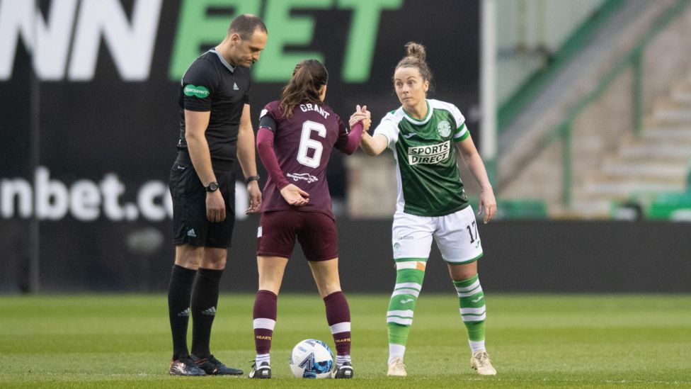 Murray 'counting down the lasts' as she calls time on Hibs career - BBC ...