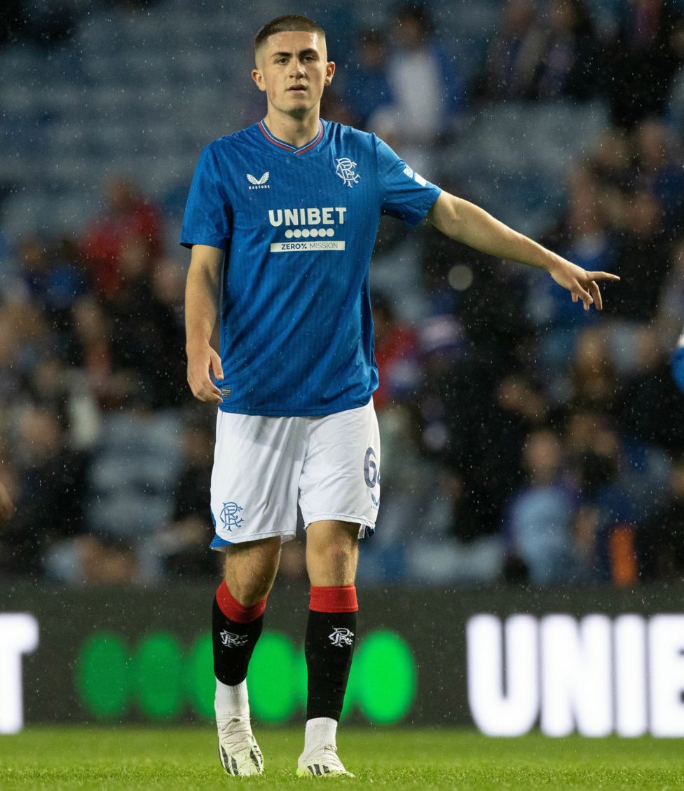 Teenager Rice signs new three-year deal - BBC Sport