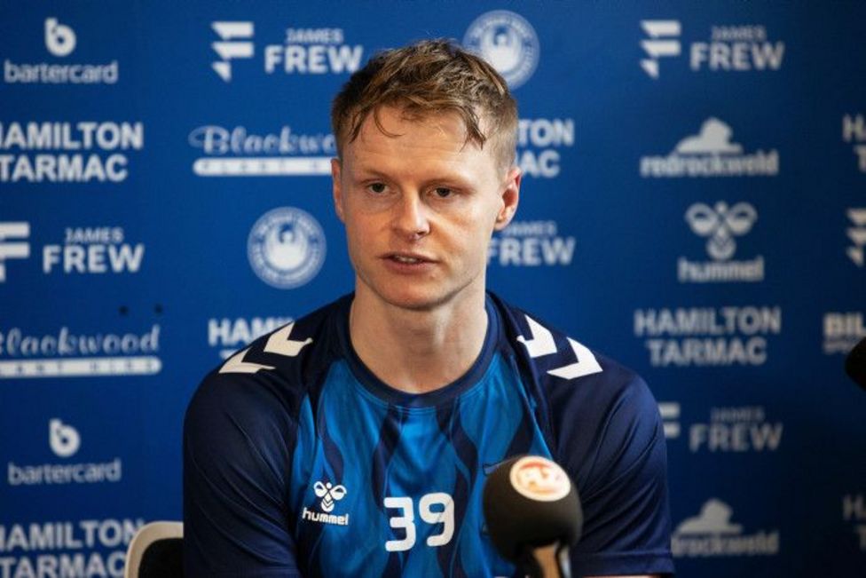 Mackay-Steven 'delighted' to join 'on the rise' Kilmarnock - BBC Sport