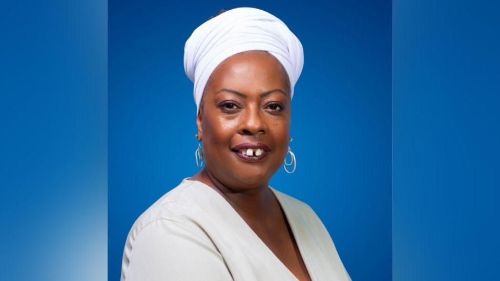 Former West Midlands officers tackle inequality in policing - BBC News