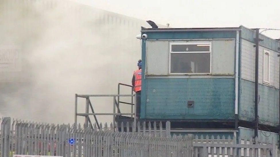 Darlington recycling centre fire extinguished in 'lengthy job' - BBC News