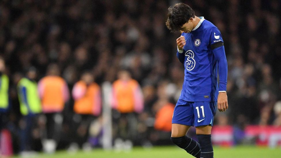 Chelsea: 'I don't think he can solve everything on his own' - BBC Sport