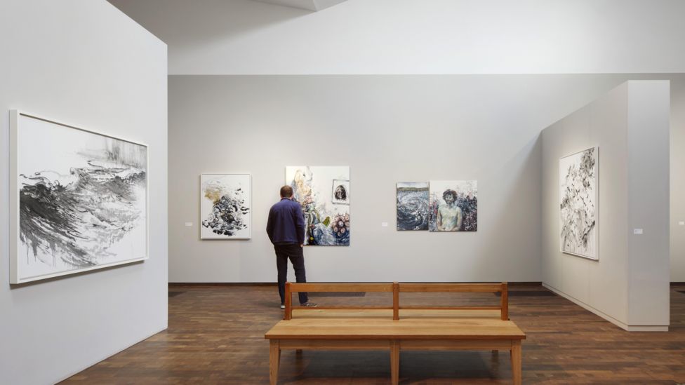 Sudbury's Gainsborough House Museum wins architectural award - BBC News