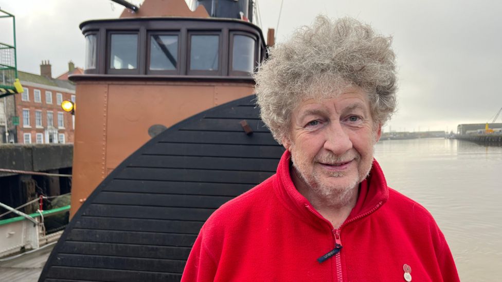 Great Yarmouth boat Lydia Eva features in new Wonka film - BBC News