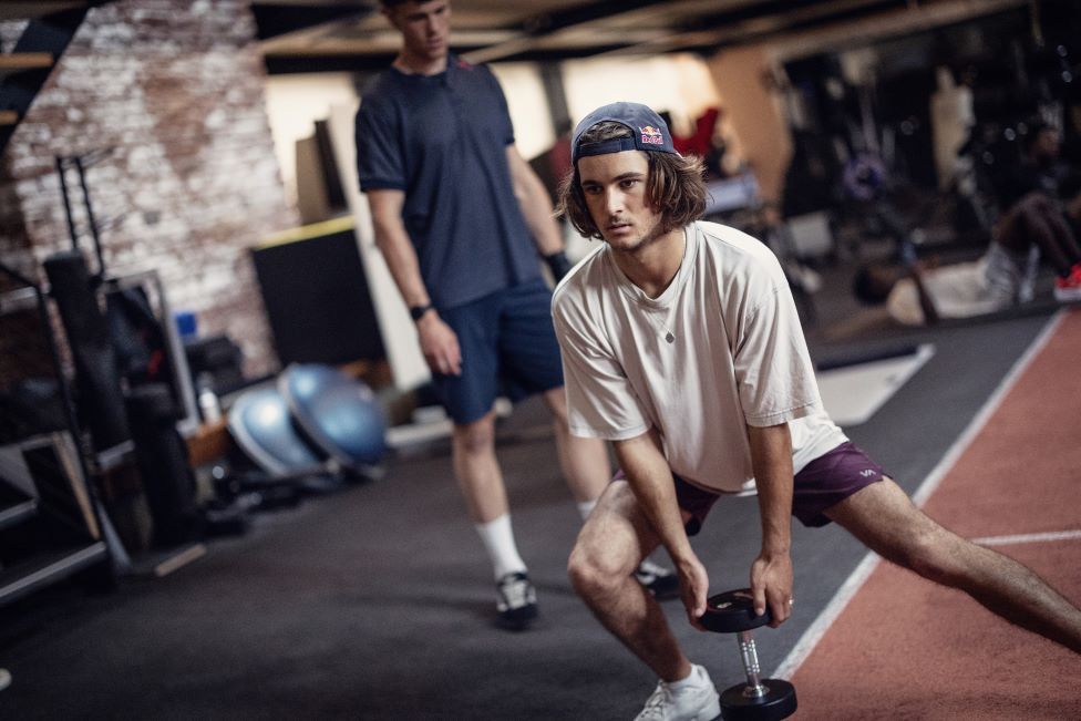 Tiree surfer Ben Larg prepares for Nazaré's big wave season - BBC News