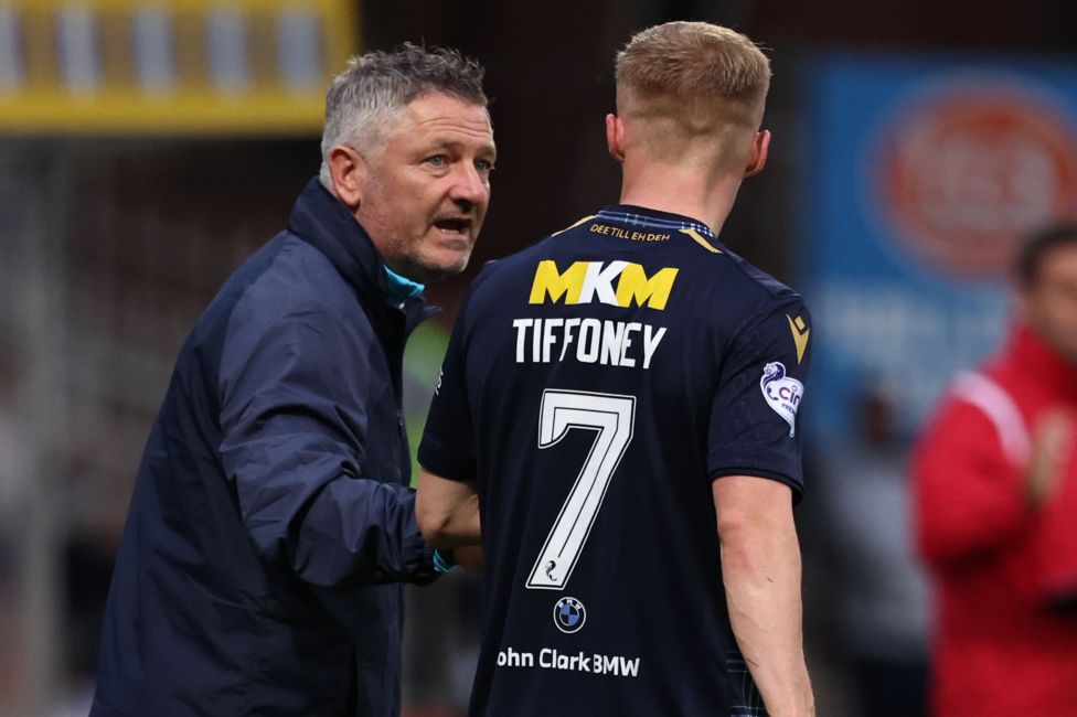 'Strong feeling about Dundee squad' - Docherty - BBC Sport