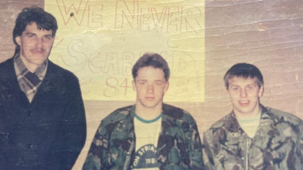 Miners' strike 1984: Divided miners meet 40 years after bitter strike ...