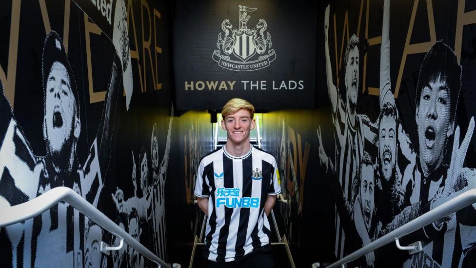 'Gordon will have to earn the support of Newcastle fans' - BBC Sport
