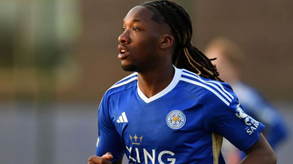 Wigan sign Leicester winger Silko Thomas on loan - BBC Sport