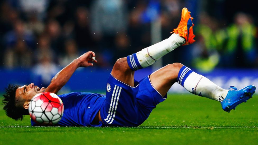 Football’s most expensive benchwarmers - BBC Three