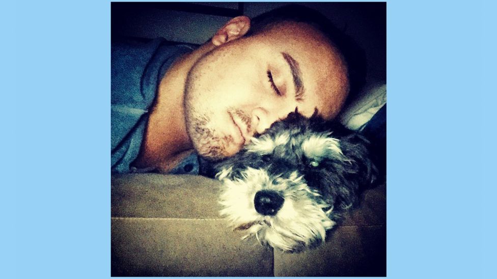 Is BRO a dating app for straight men to meet straight men? - BBC Three