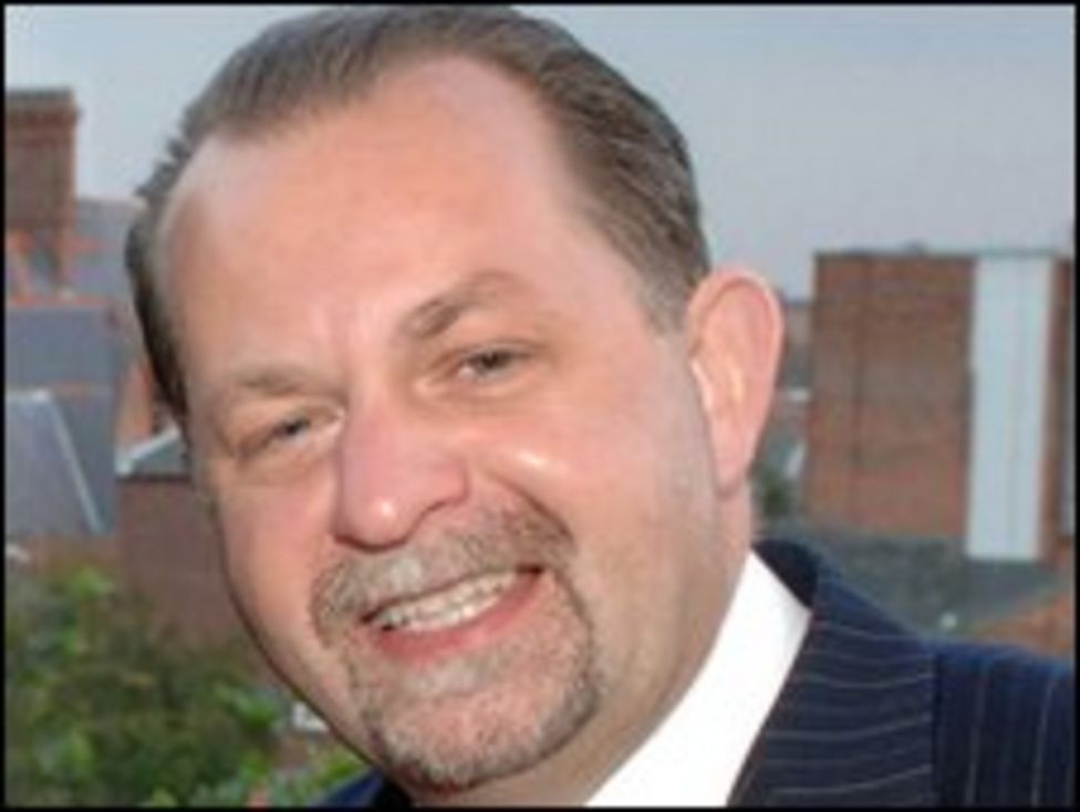 Pair guilty of killing Leicester solicitor Vina Patel - BBC News