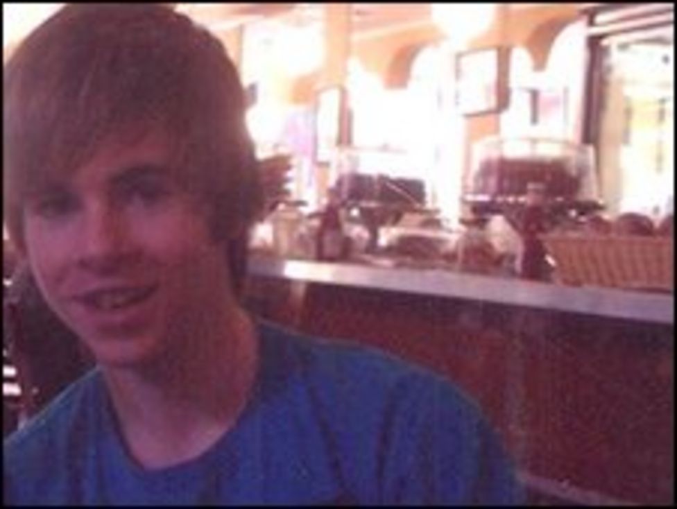 Memorial service held for murdered schoolboy Jack Frew - BBC News