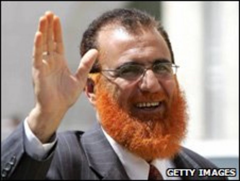 Israel releases Hamas man jailed after Shalit capture - BBC News