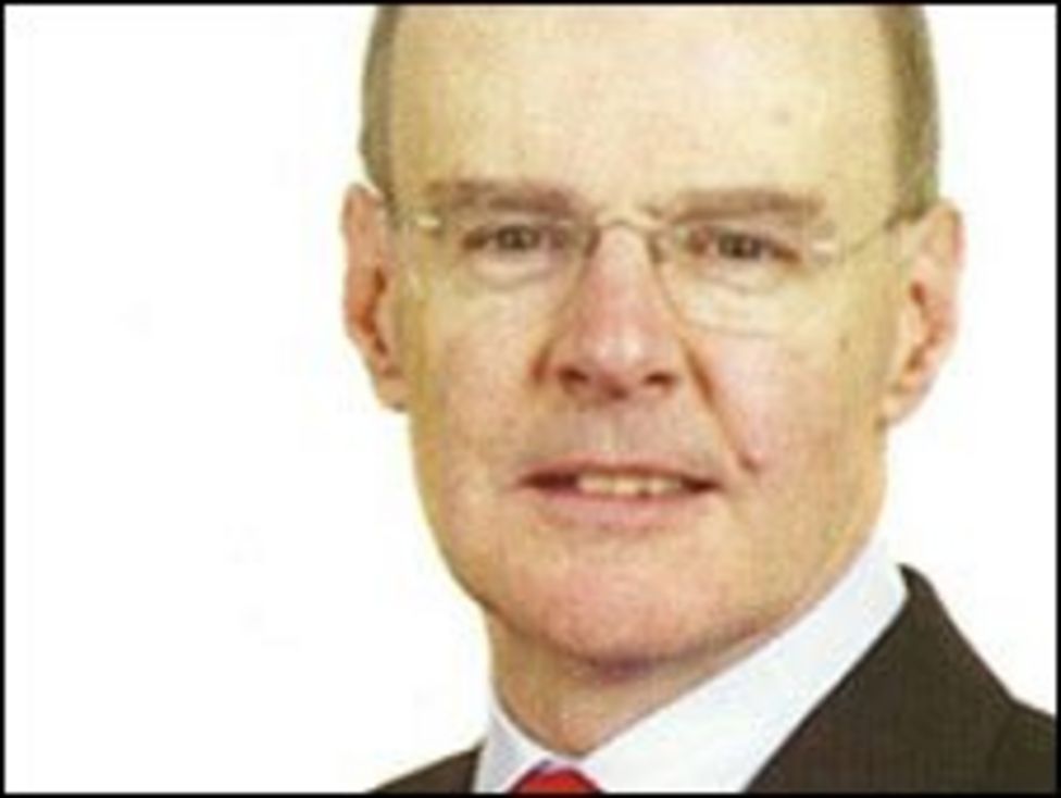 Party whip removed from SDLP's Declan O'Loan - BBC News