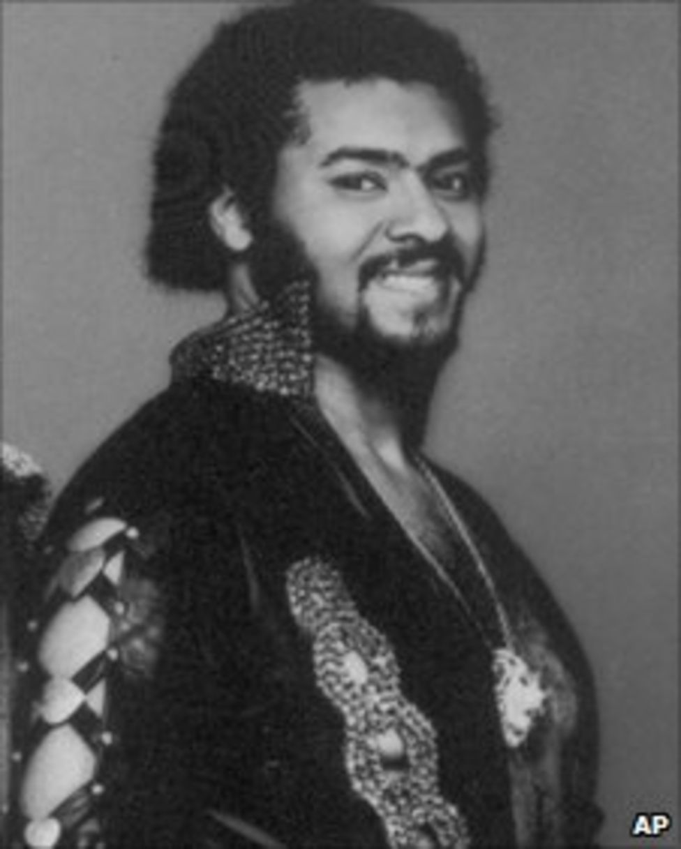 Isley Brothers bassist, Marvin Isley, dies at 56 - BBC News