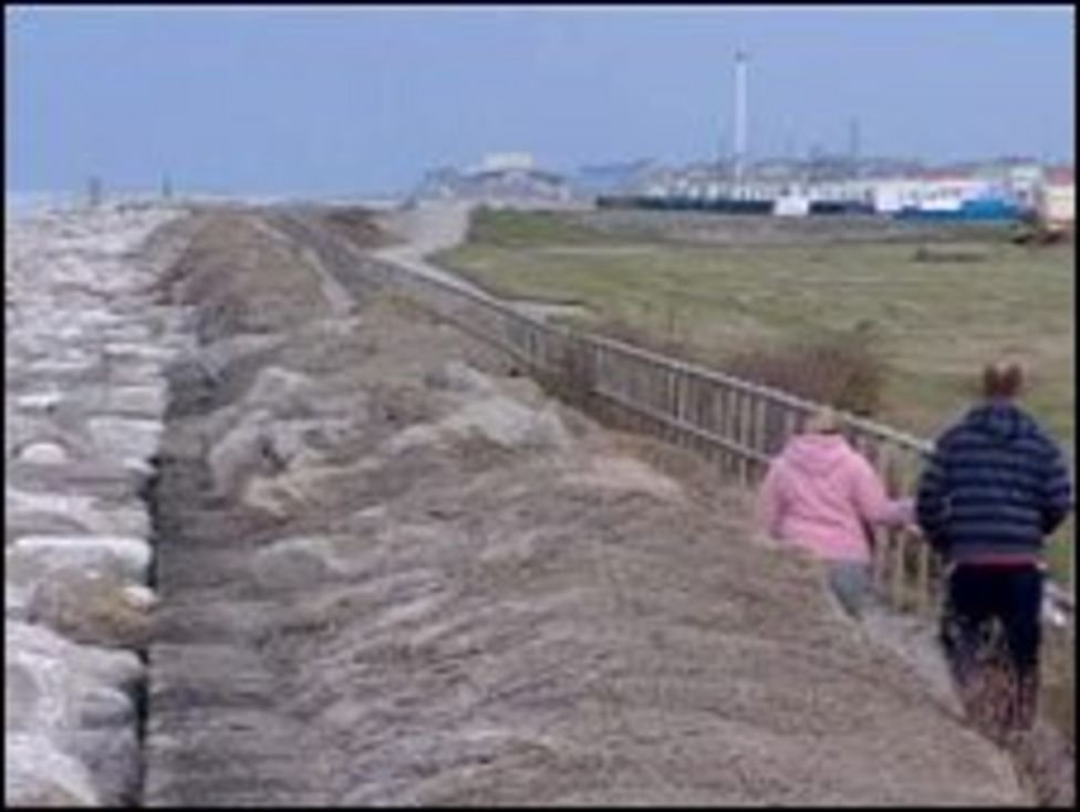 Plan To Cut West Sussex Coastal Flood Defences Bbc News