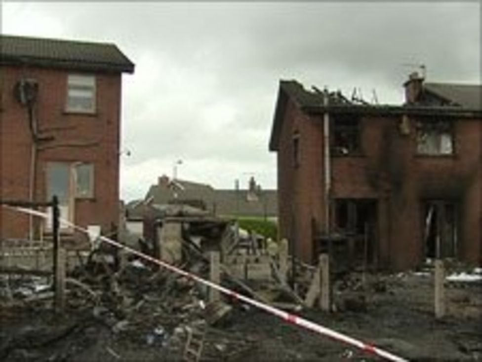 Newtownards homes damaged in bonfire incident - BBC News