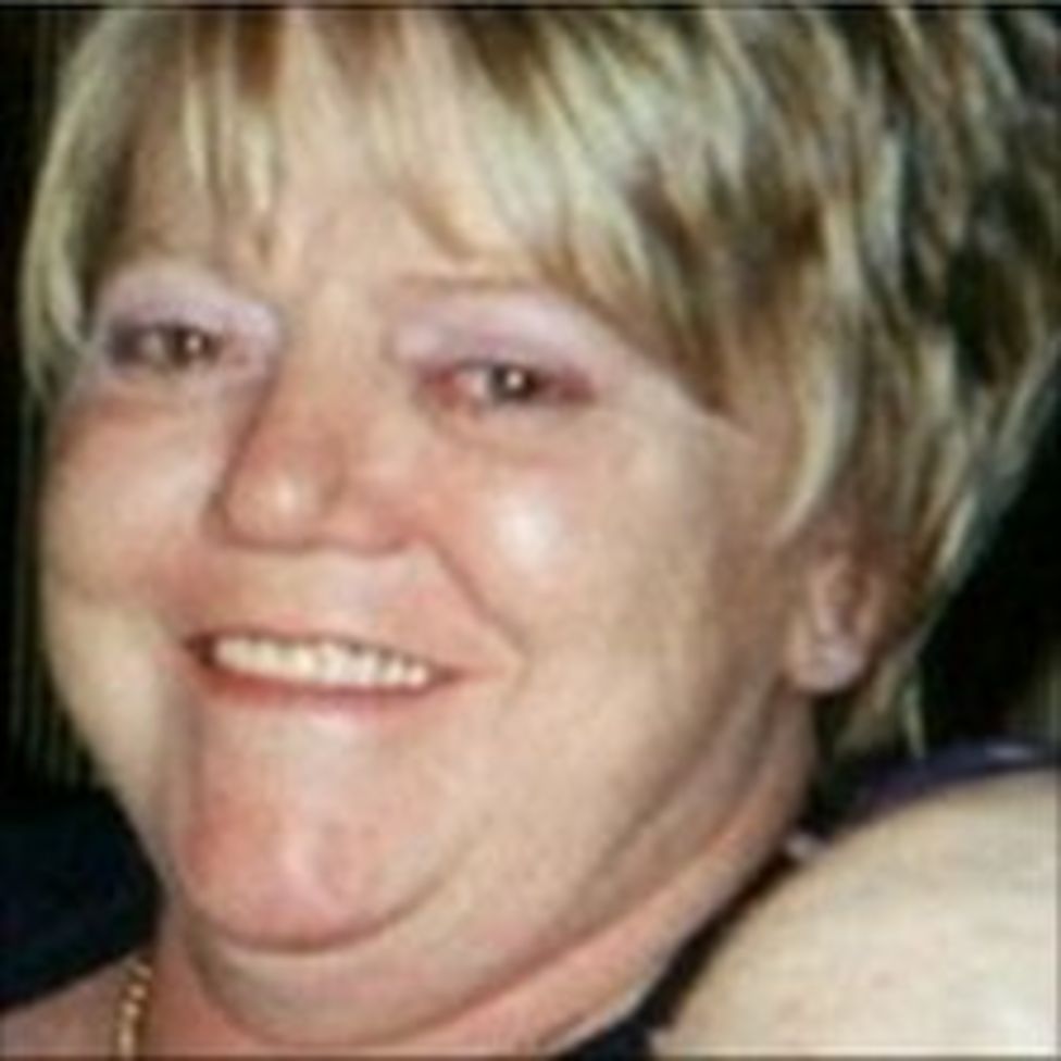No verdict over Morrisons worker's death in St Helens - BBC News