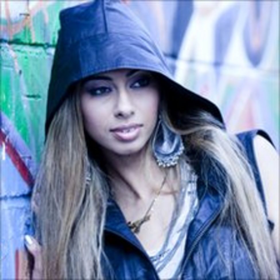 Sonna on song - BBC News