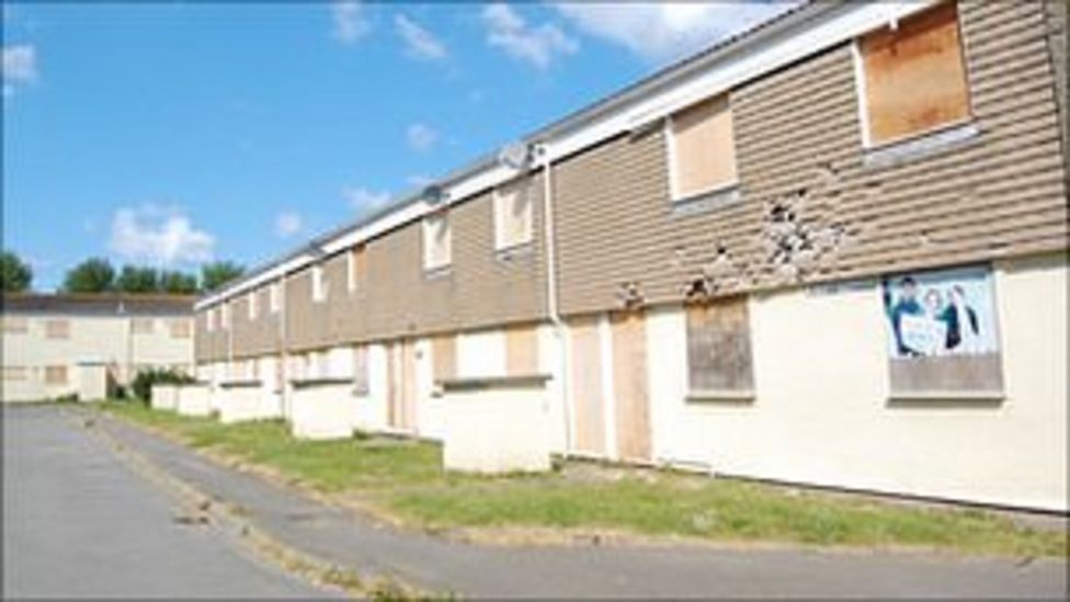 Guernsey's Grand Bouet estate proposals released - BBC News