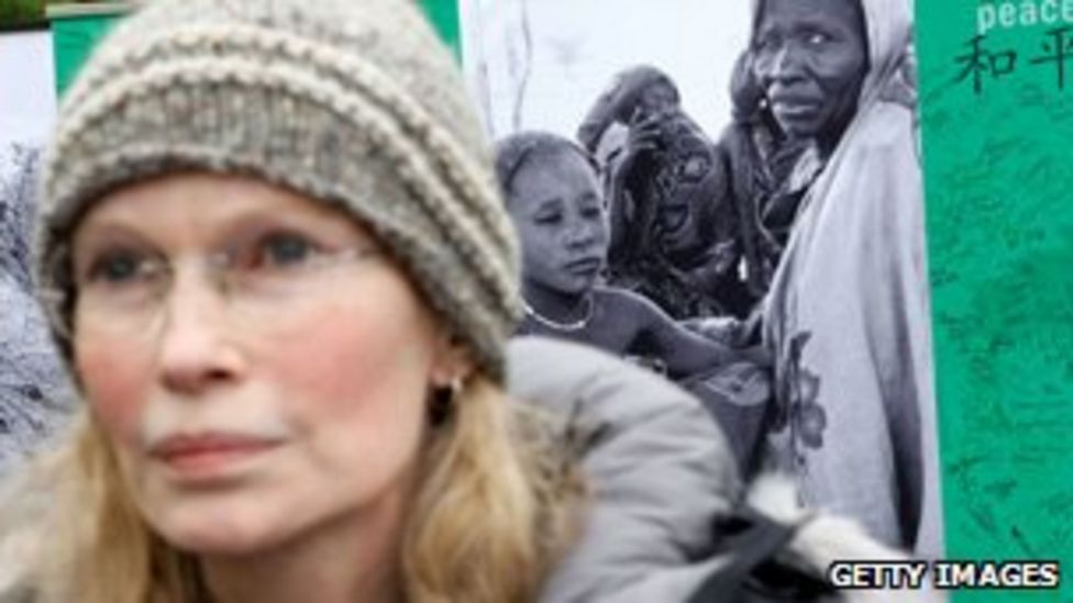 Profile: Mia Farrow - BBC News
