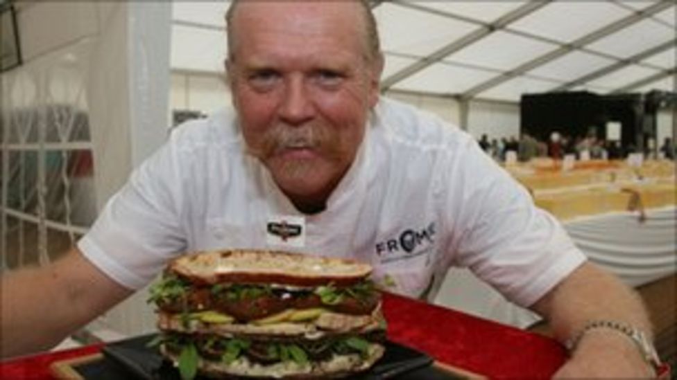 World record attempt for most expensive cheese sandwich - BBC News