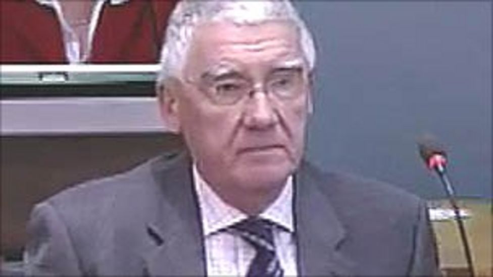 Aberconwy AM Gareth Jones to stand down at election - BBC News