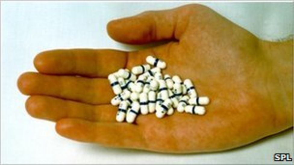 Target for universal access to HIV medicine is missed - BBC News