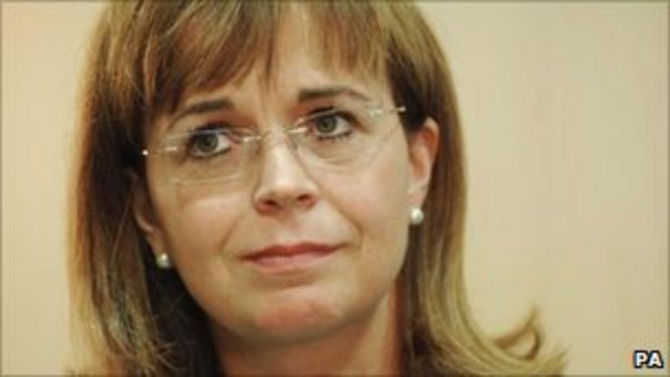 Brian Souter knighted in Queen's birthday honours - BBC News